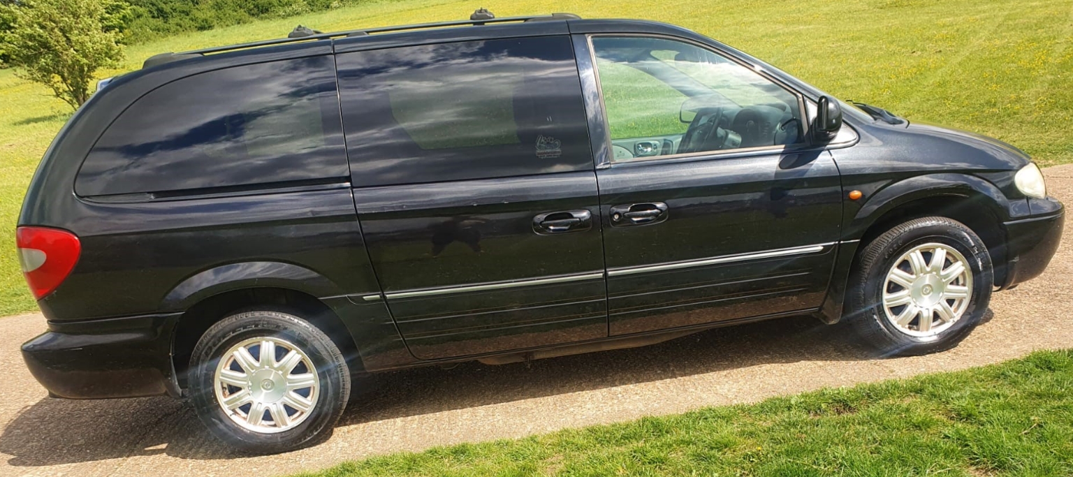 The Evolution of the Chrysler Voyager - Car Origins