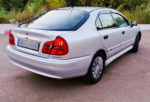 The Evolution of the Mitsubishi Carisma - Car Origins